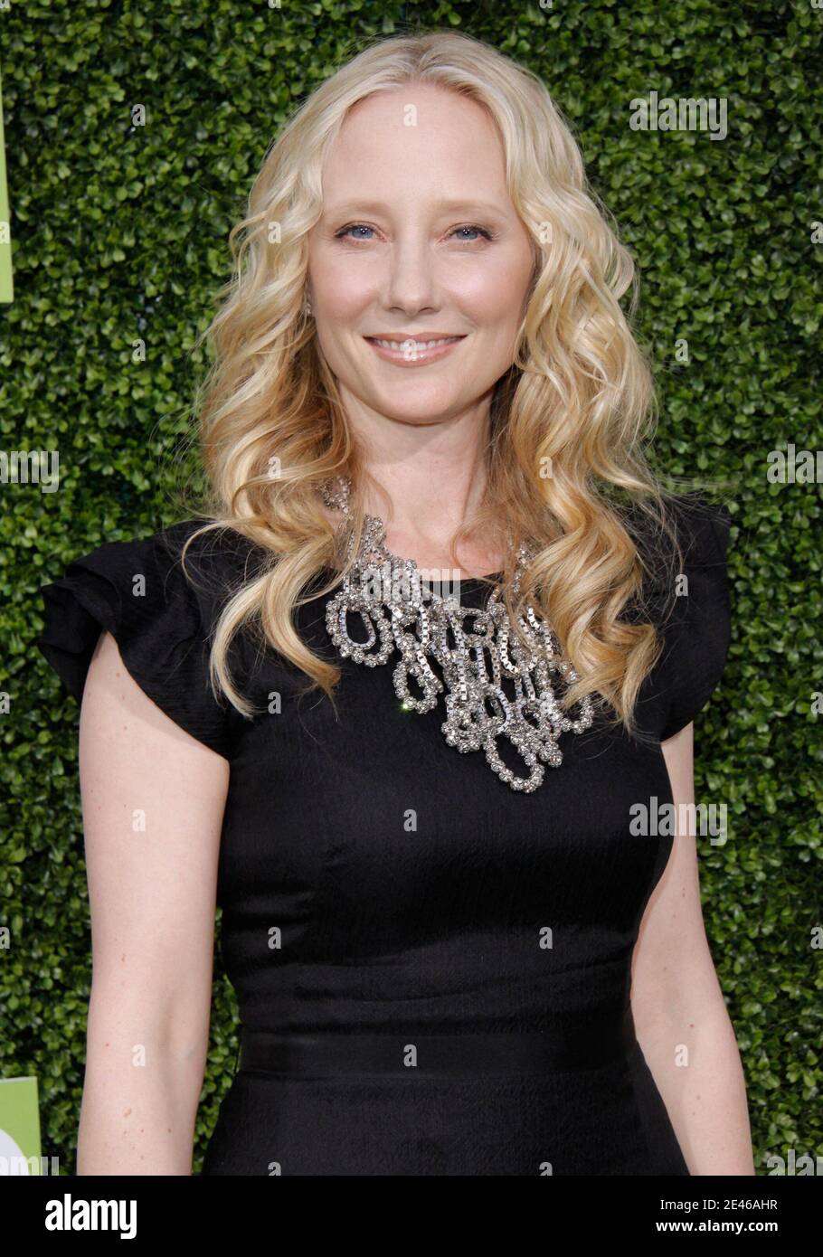 Anne Heche arrives for The Los Angeles Premiere for HBO's new comedy ...