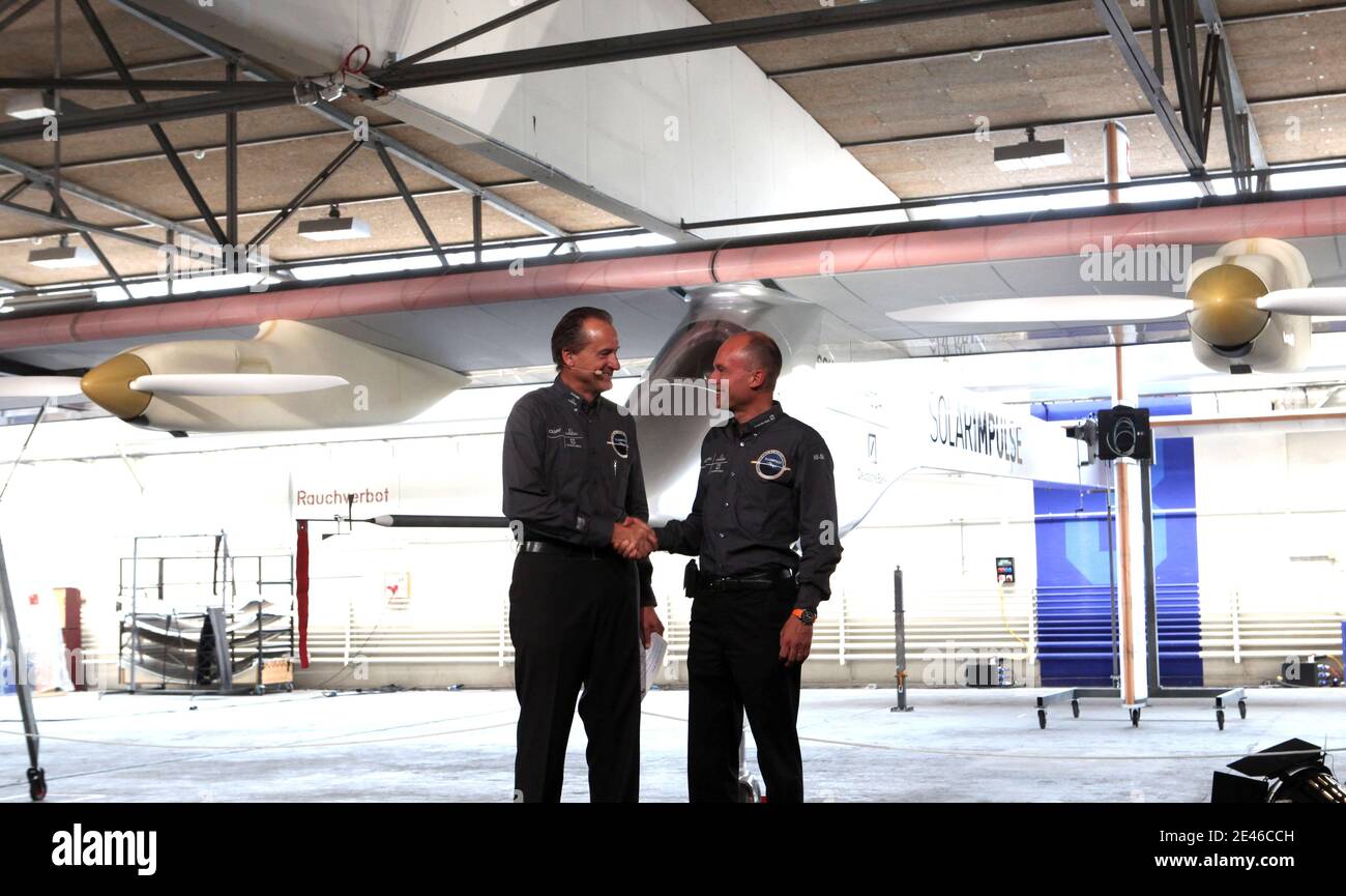 "Bertrand Picard and Andre Borschberg unveil the ""Solarimpulse HB-SIA ...