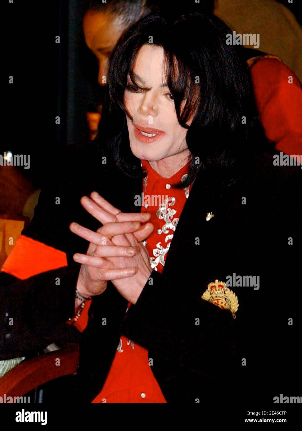 Michael jackson 2004 april hi-res stock photography and images - Alamy