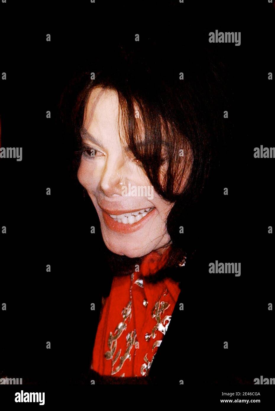 Michael jackson 2004 april hi-res stock photography and images - Alamy