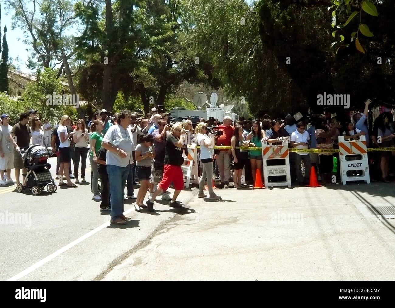 Michael Jackson's fans and media outside the Jackson family compound in ...