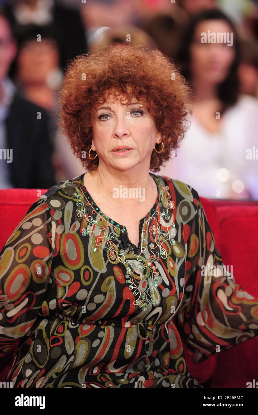 Charlotte Julian lors de l'enregistrement de l'emission Vivement ...