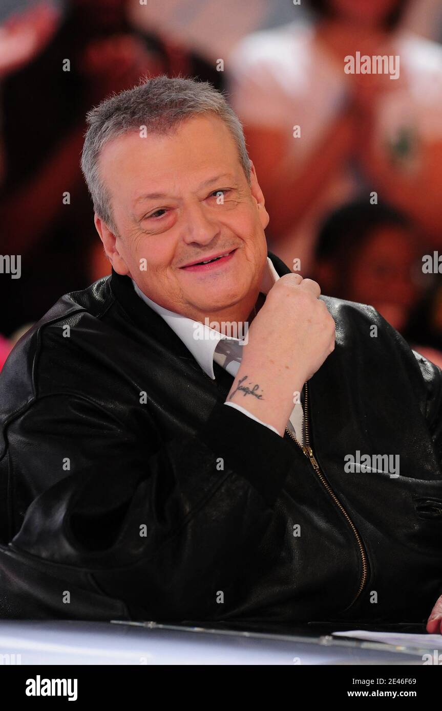 Guy Carlier at the taping of 'Stade 2' on April 19, 2009 in Paris ...