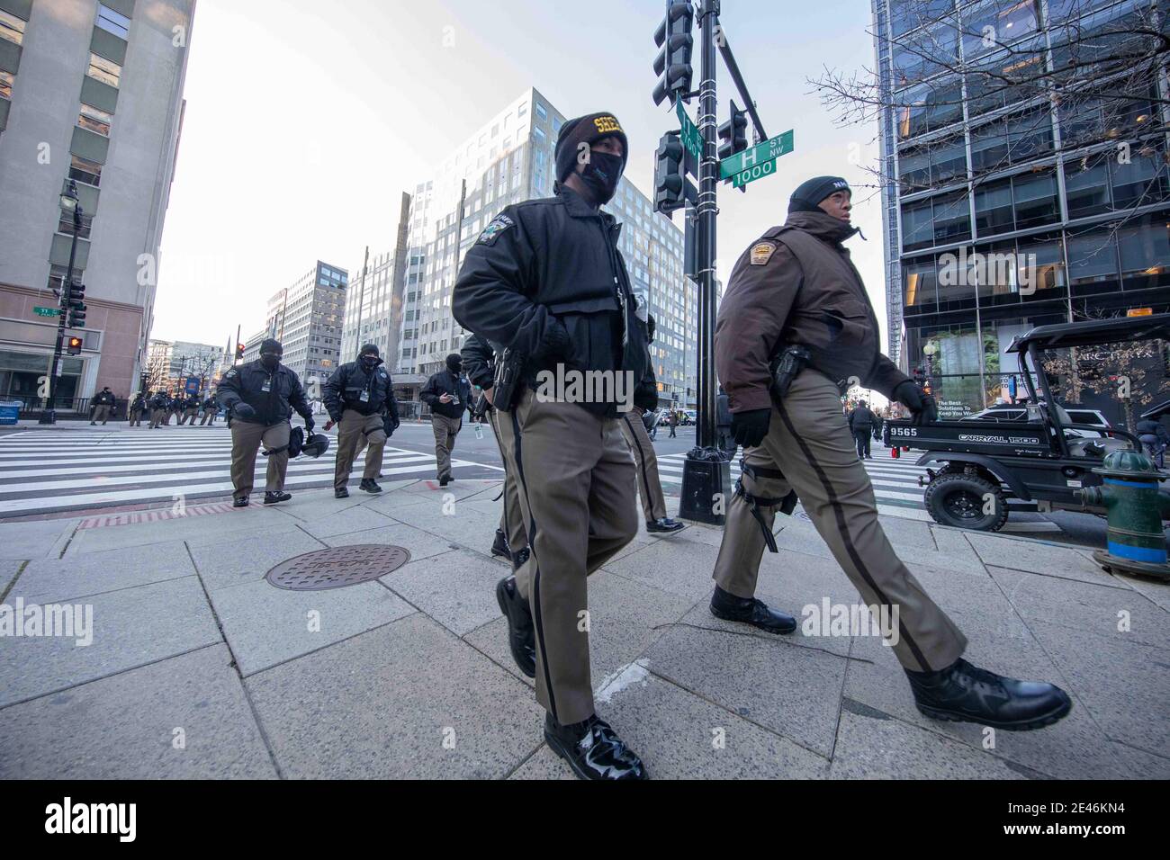 Police officers walking to their destinations after Inauguration day ...