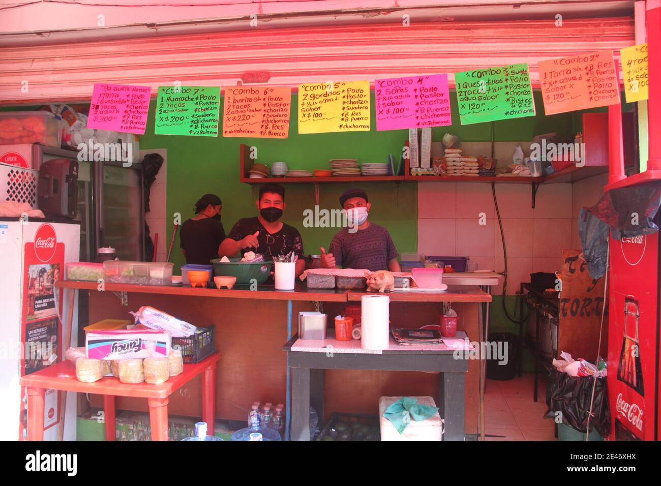 Cancun, Mexico. 21st Jan, 2021. (INT) Movement at a Flea Market in ...