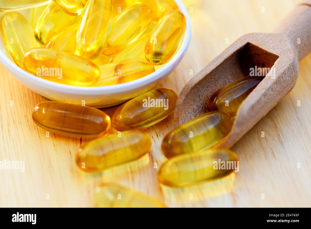 Cod liver oil omega 3 gel capsules, Fish oil capsules with omega 3 and ...