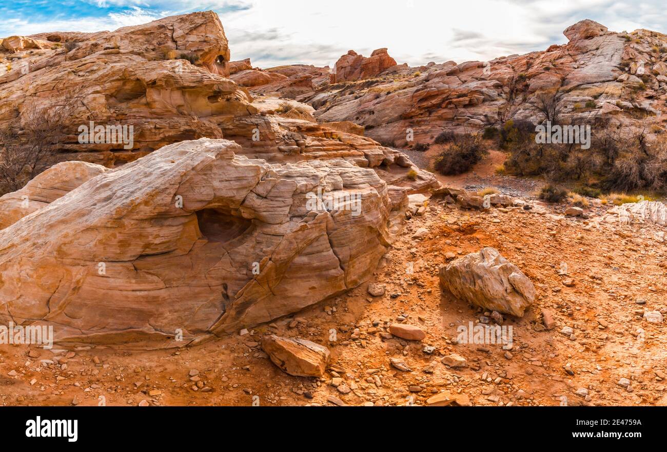 Pastel Colored Rock Formations Along Kaolin Wash, Valley of Fire State ...