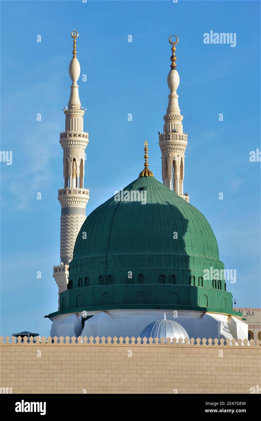 Nabawi mosque hi-res stock photography and images - Alamy
