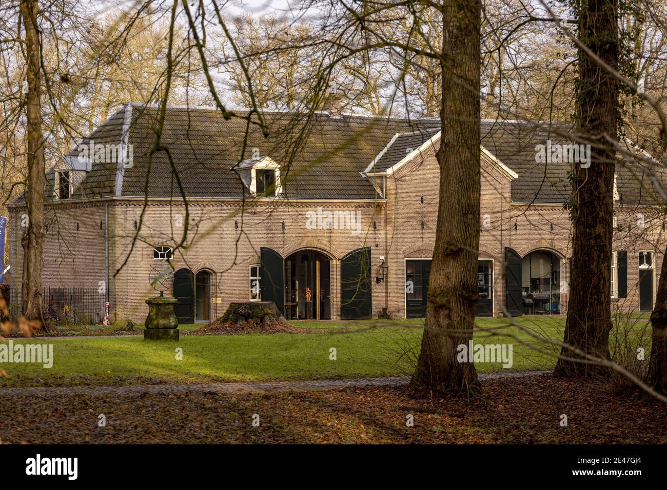 Side building of fortress stronghold Stock Photo - Alamy