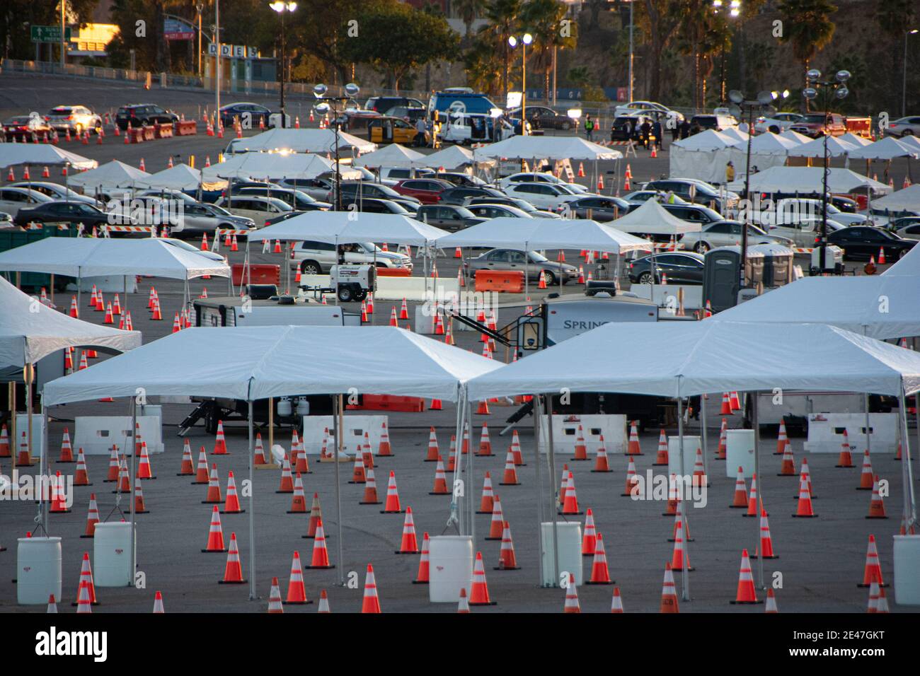 Los angeles dodgers stadium hi-res stock photography and images - Alamy