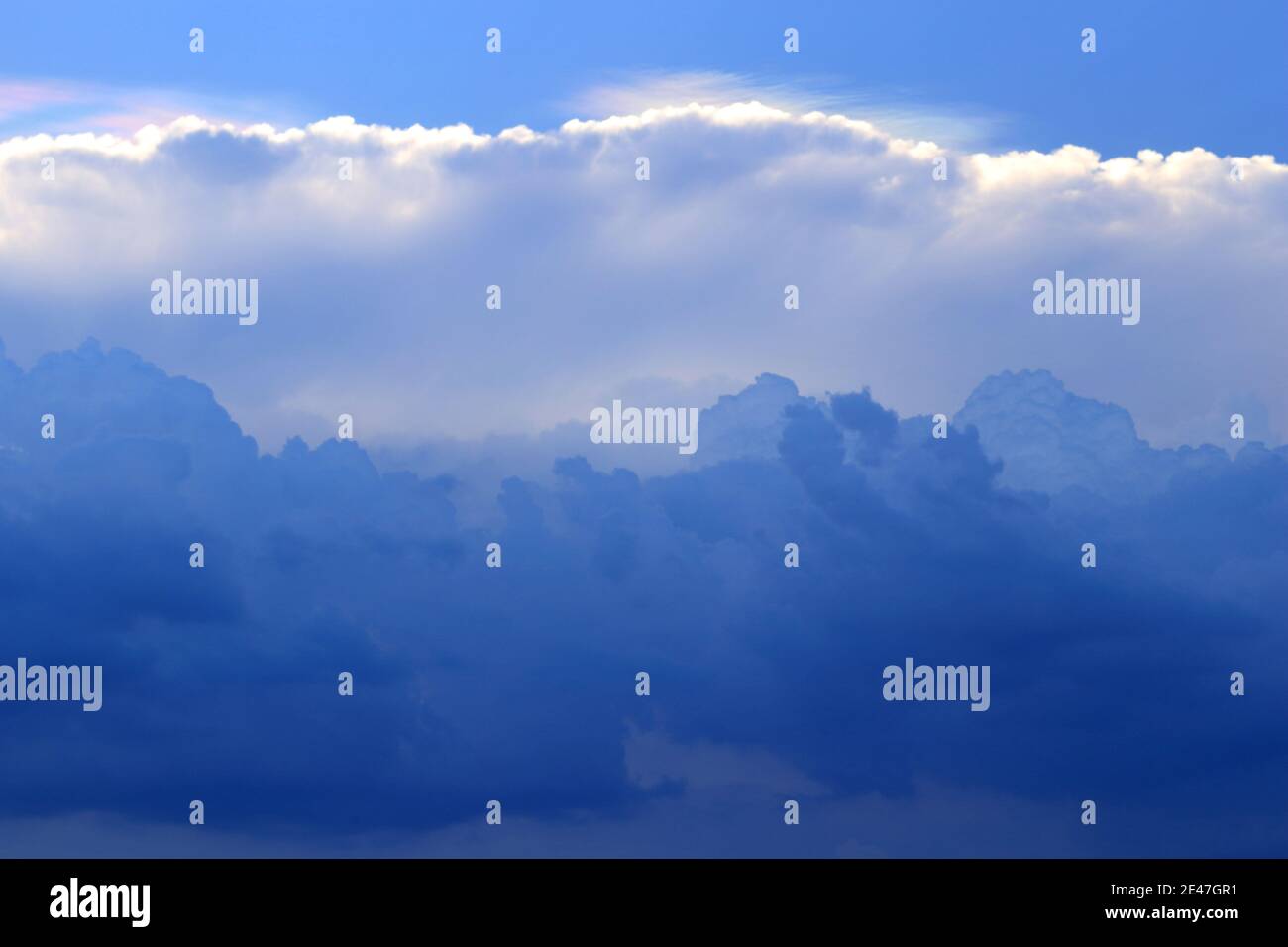 Alternating layers hi-res stock photography and images - Alamy