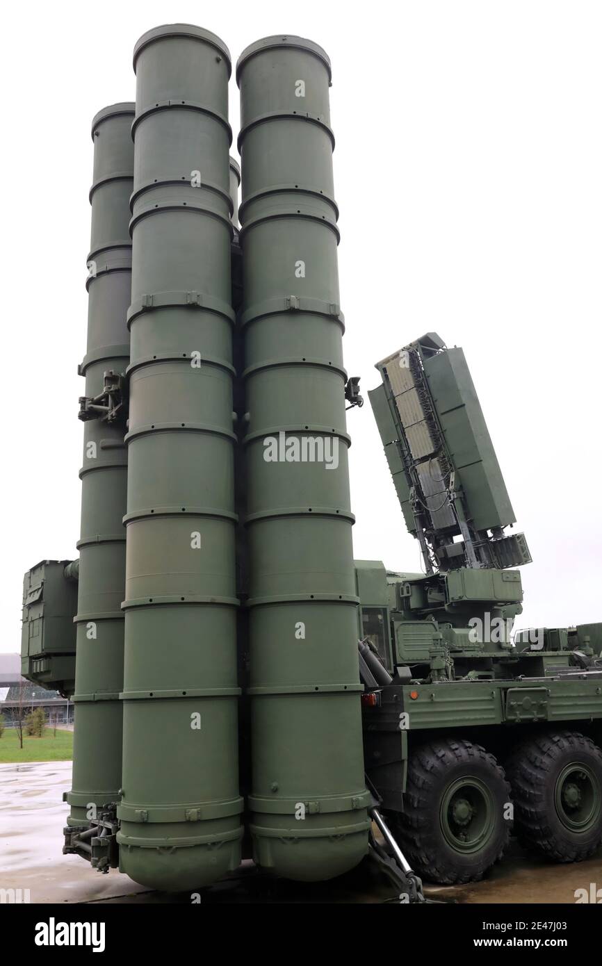 View of anti-aircraft missile launcher C-400, Russia Stock Photo - Alamy