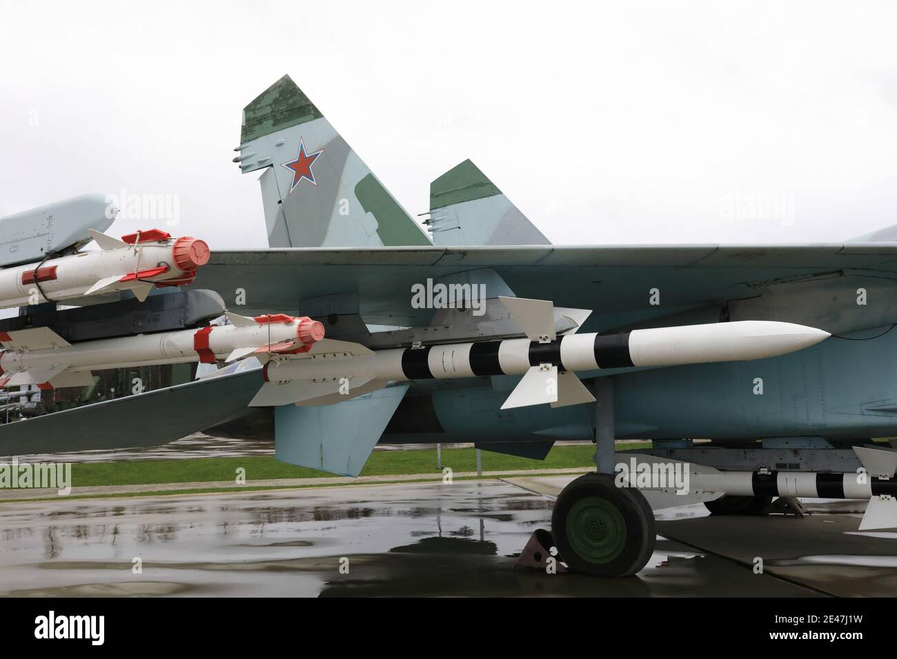 Armament of Russian fourth generation supersonic fighter Flanker-B ...