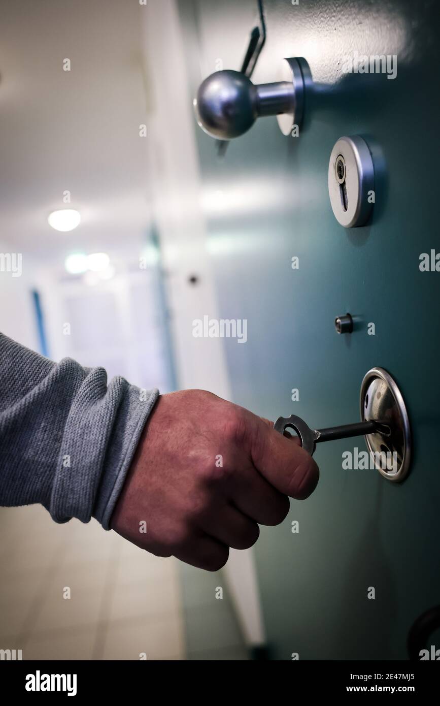 Juvenile detention cell hi-res stock photography and images - Alamy