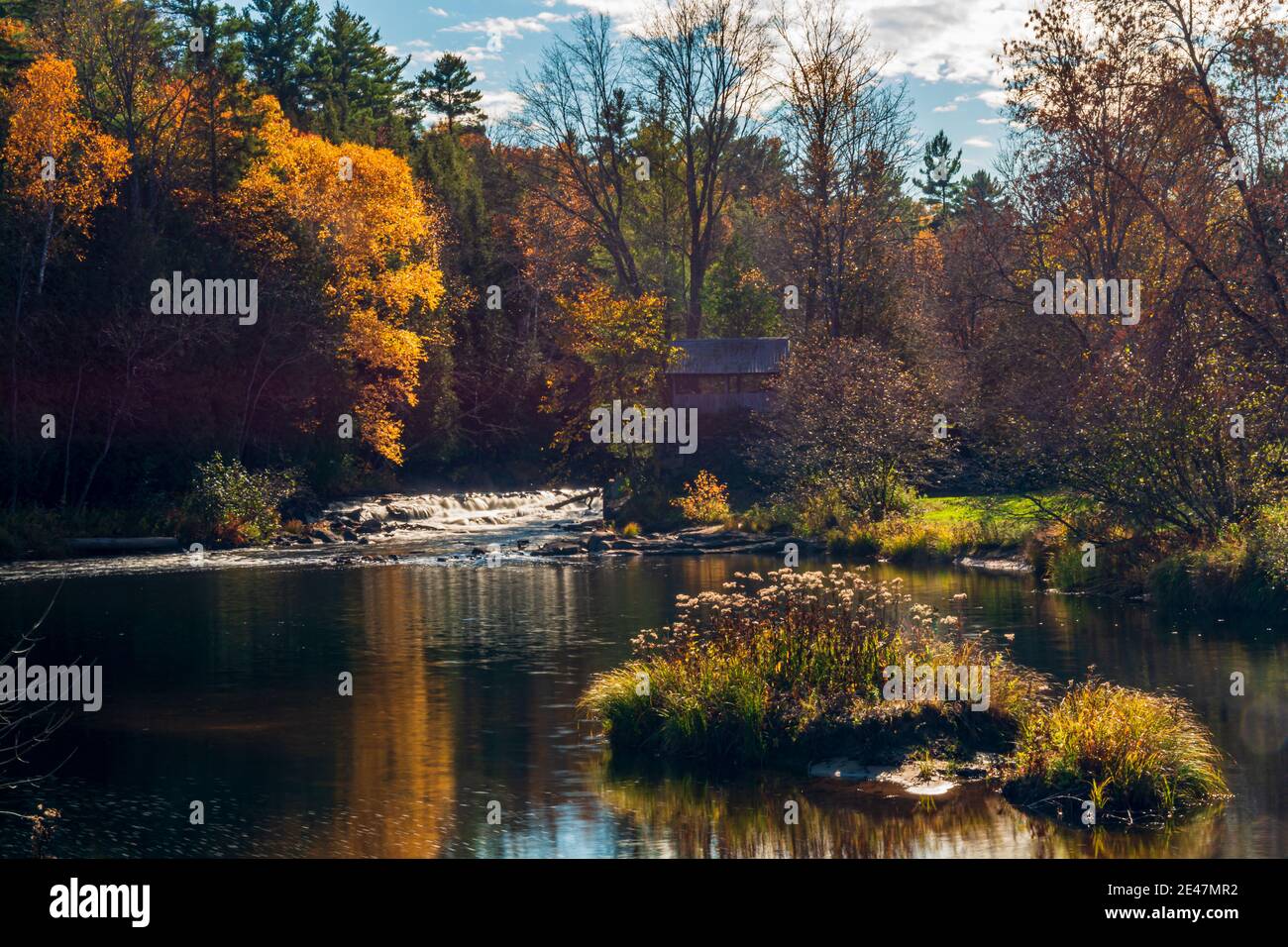 Haliburton canada hi-res stock photography and images - Alamy
