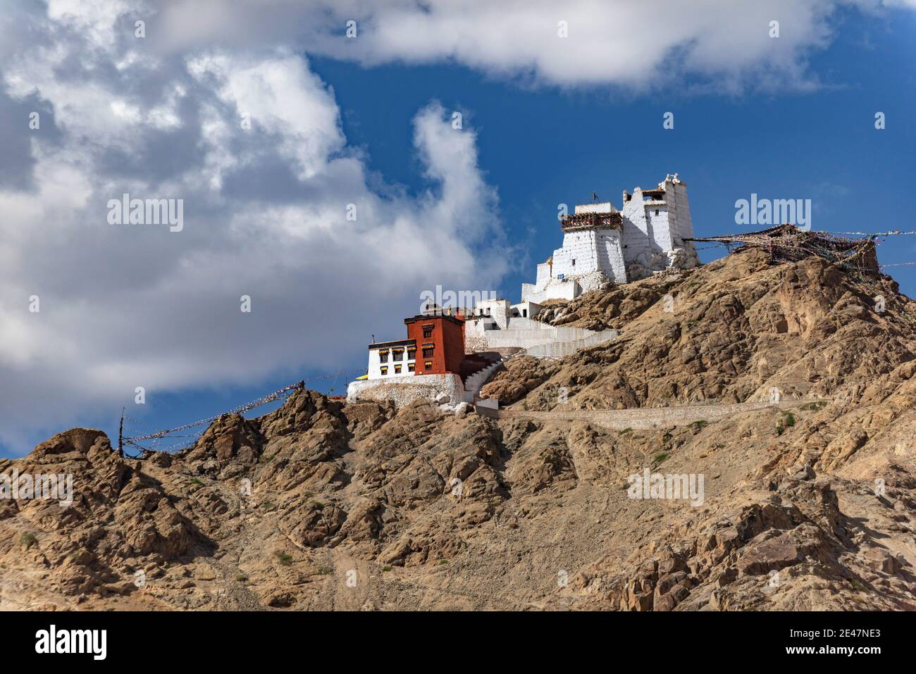 Traditional ladakh architecture hi-res stock photography and images - Alamy