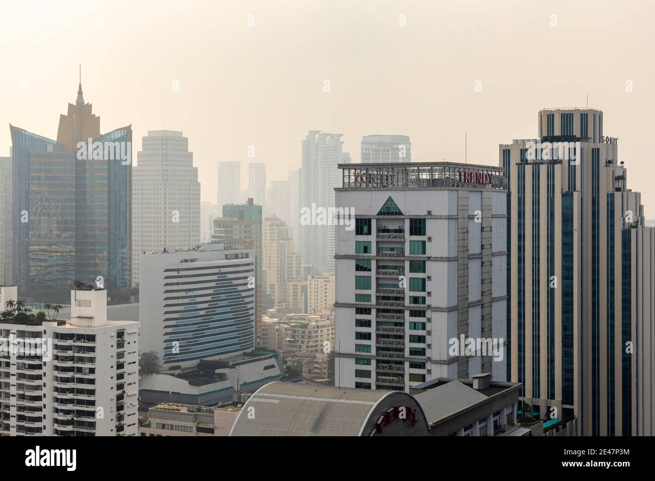 Haze and pollution over central Bangkok, Thailand Stock Photo - Alamy