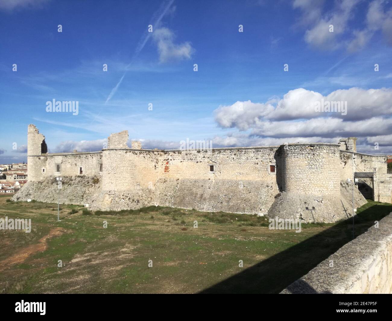 Chinchon castle hi-res stock photography and images - Alamy