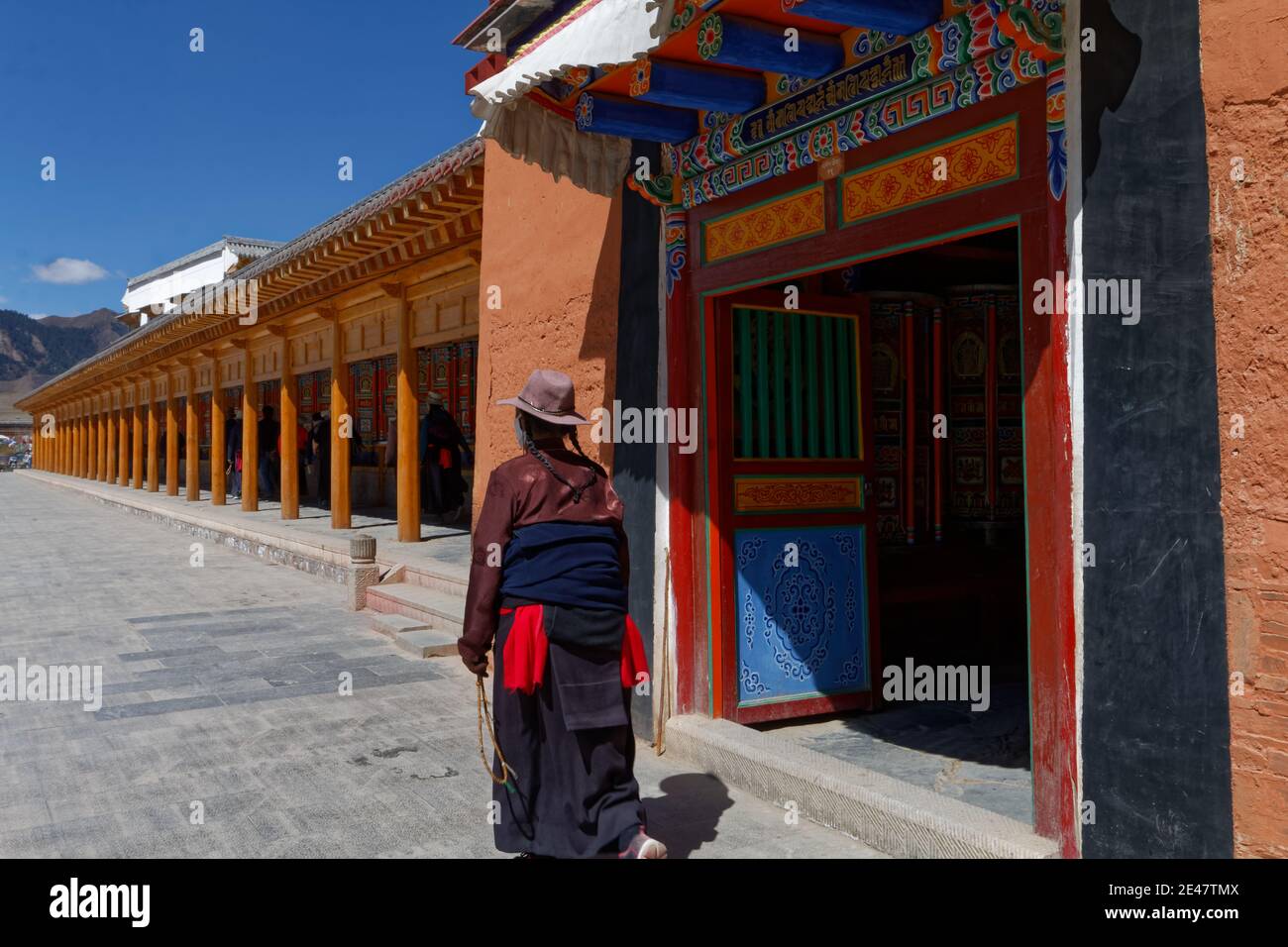 Xiahe, Gansu, the home of famous Labrang monastery Stock Photo - Alamy