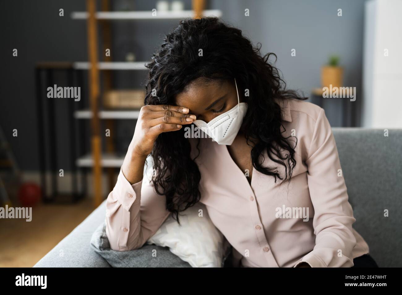 African American Covid-19 Patient With Fever And Ache Stock Photo - Alamy