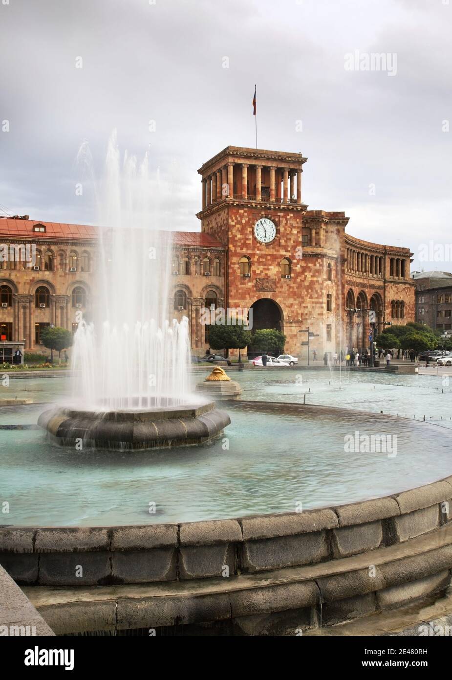 Fountain on Republic Square in Yerevan. Armenia Stock Photo - Alamy