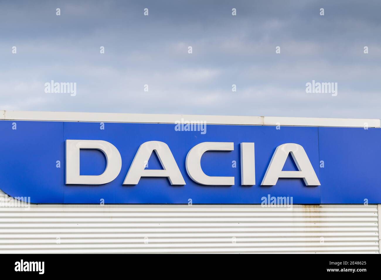 January 15 2021, Paris, France : Dacia dealership sign. Dacia was ...