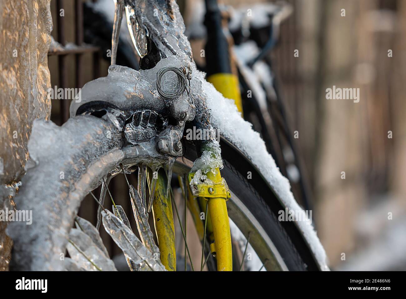 Crystal bicycle hi-res stock photography and images - Alamy