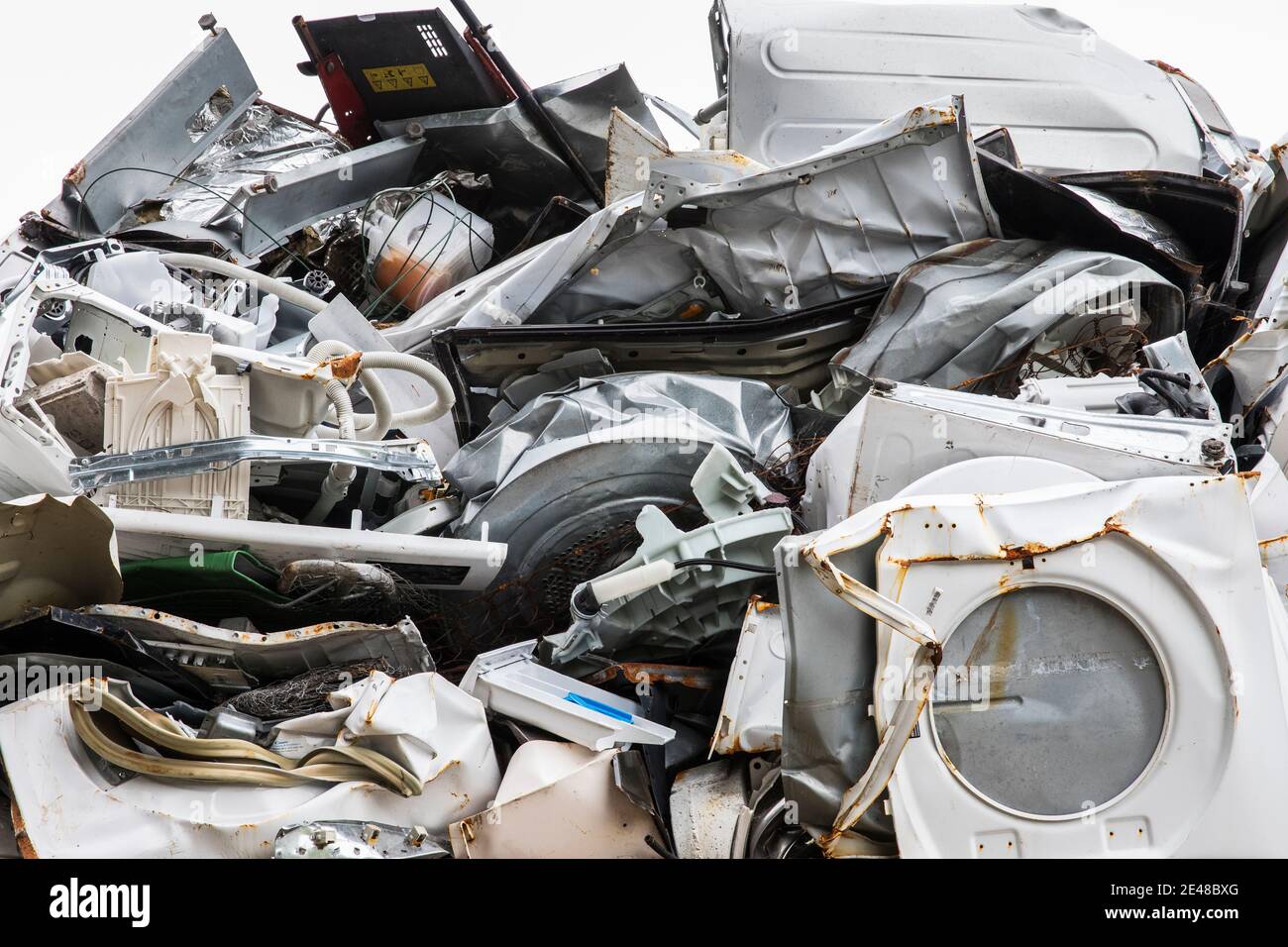 Heap of scrap hi-res stock photography and images - Alamy
