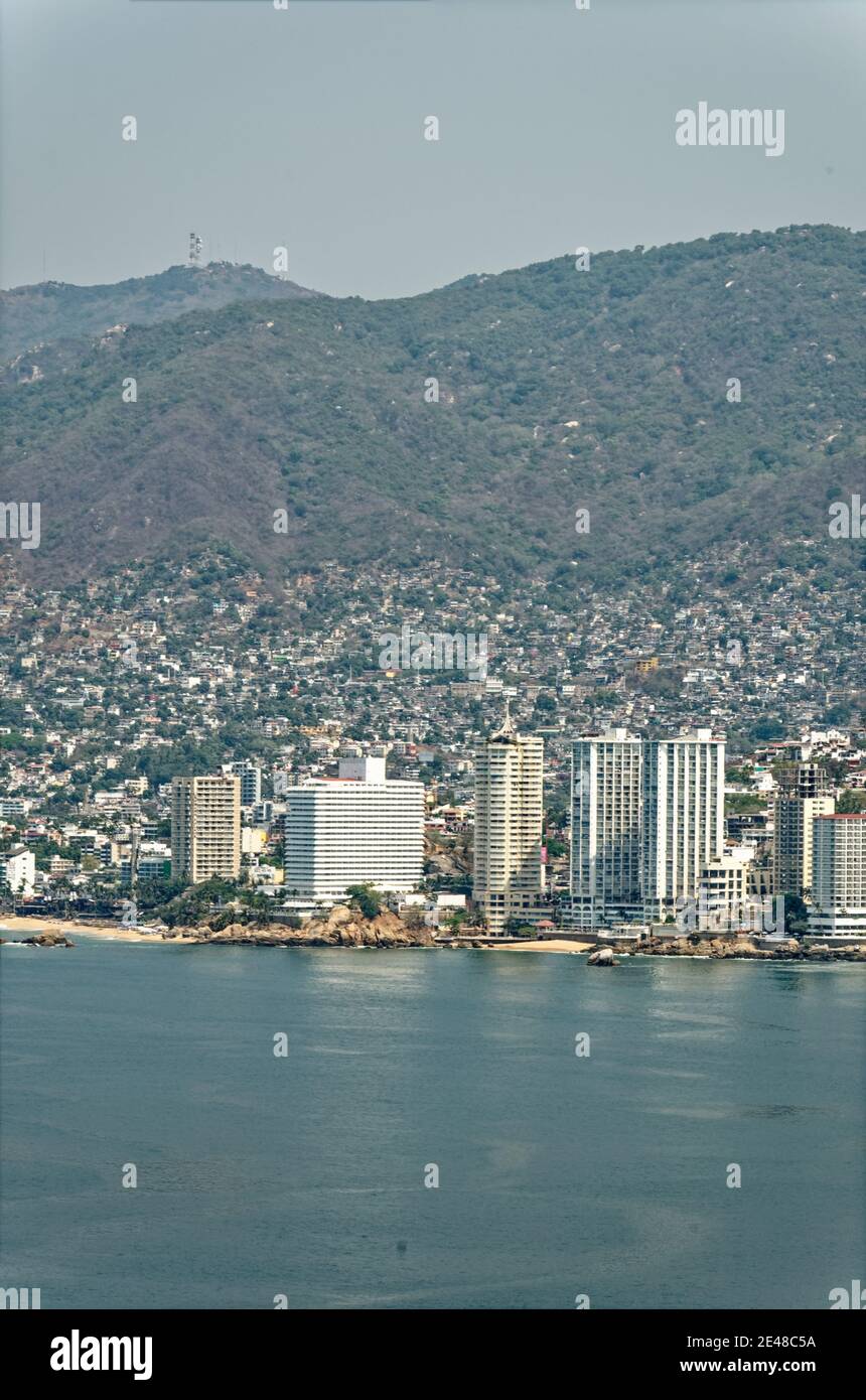 Bay Of Acapulco High Resolution Stock Photography and Images - Alamy