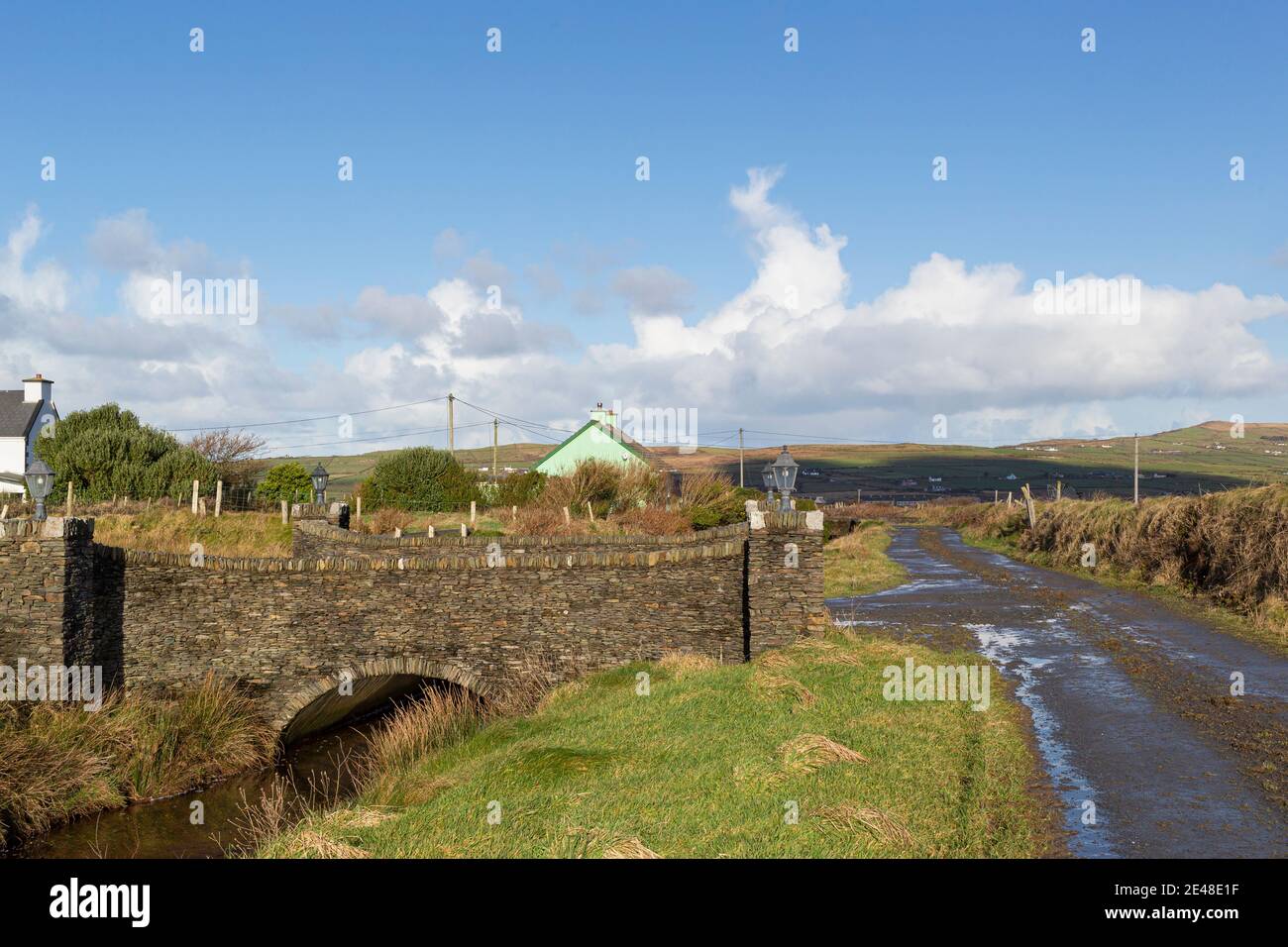 Irish country lane, near Portmagee, County Kerry Stock Photo - Alamy