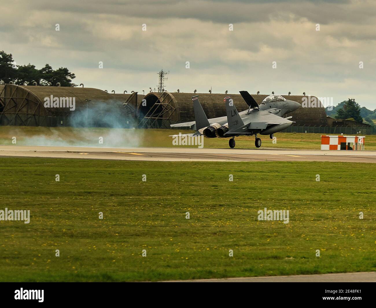 F15 air brake hi-res stock photography and images - Alamy