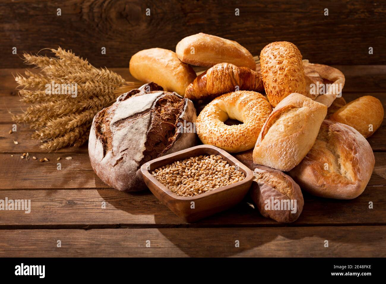 Various types baked bread hi-res stock photography and images - Alamy