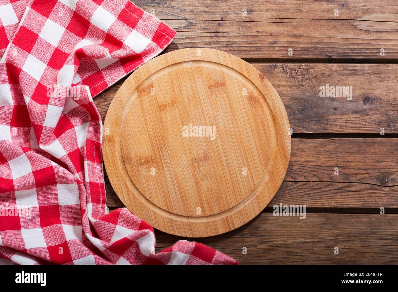 Empty pizza hi-res stock photography and images - Alamy