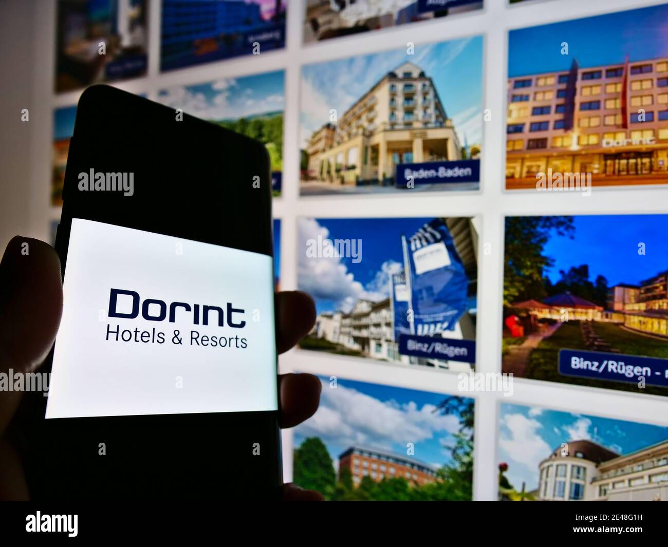 Lift screen hi-res stock photography and images - Alamy