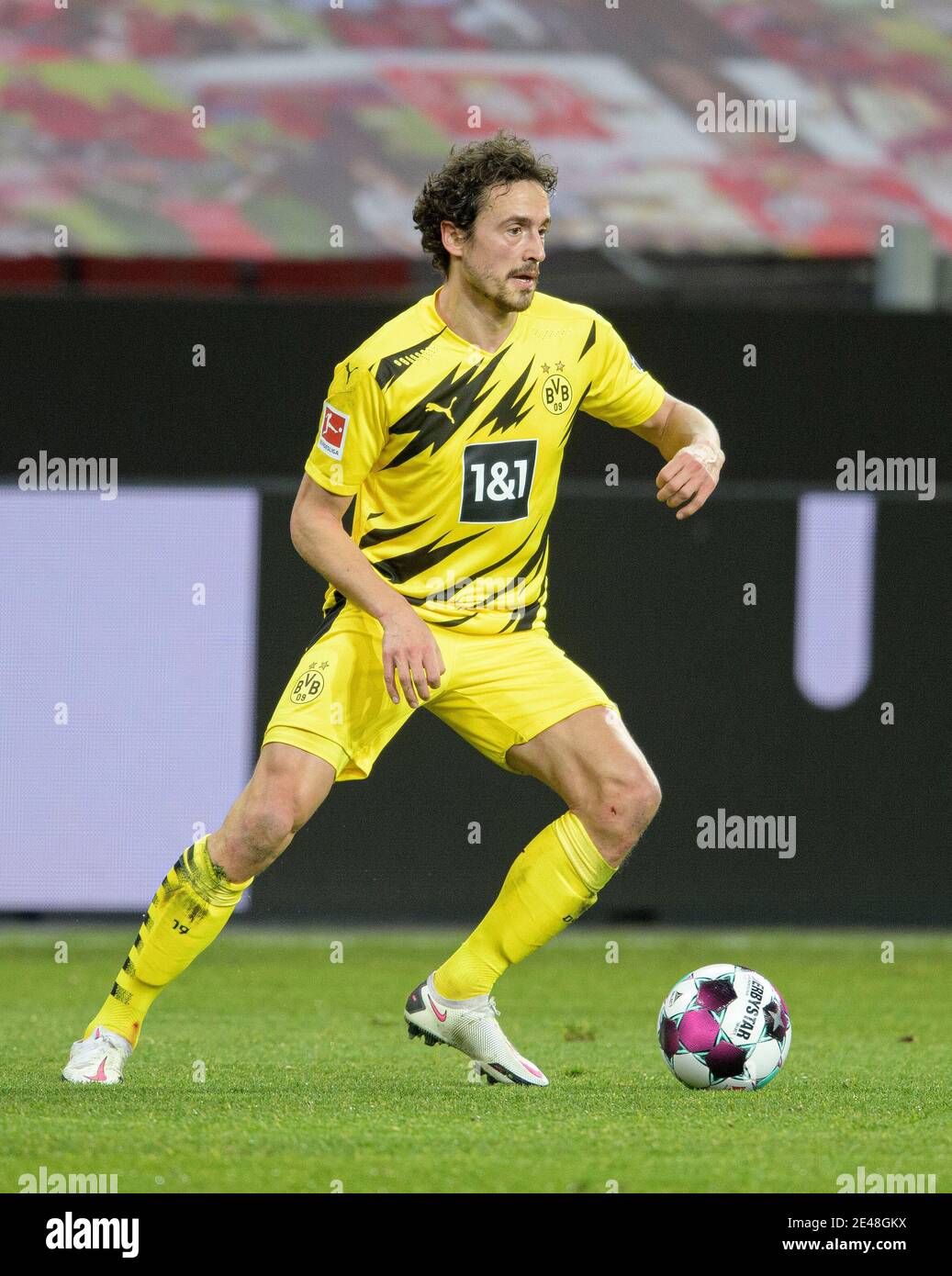 Thomas delaney footballer hi-res stock photography and images - Alamy
