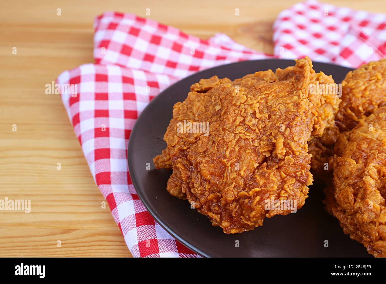 Black white brown chickens hi-res stock photography and images - Alamy
