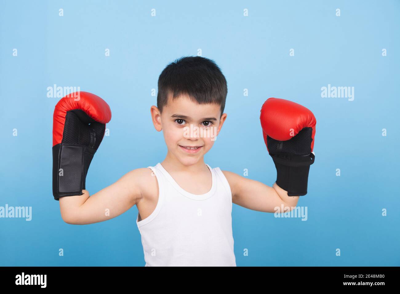 Kid muscle hi-res stock photography and images - Alamy