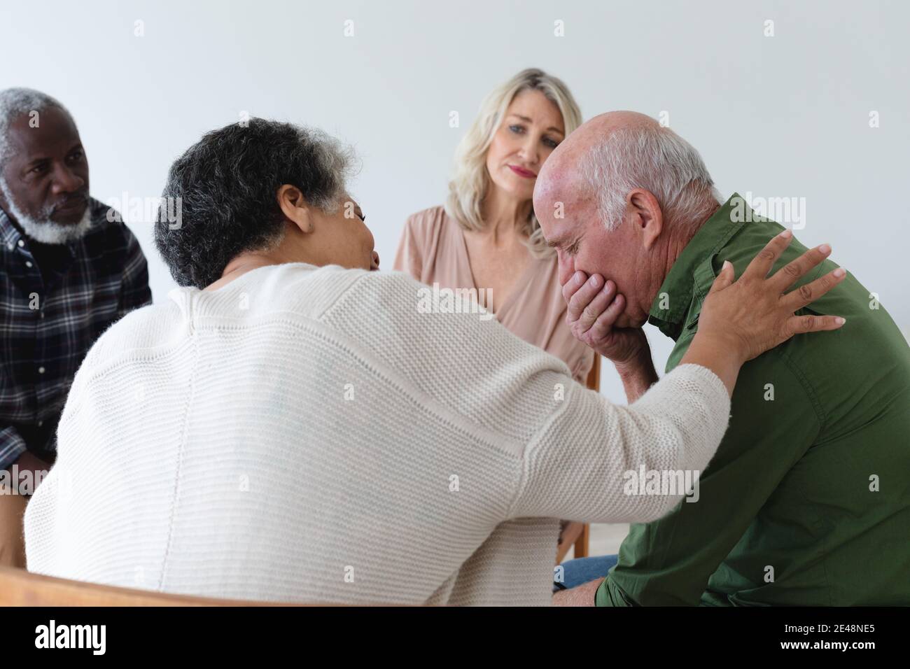 Group therapy session hi-res stock photography and images - Alamy