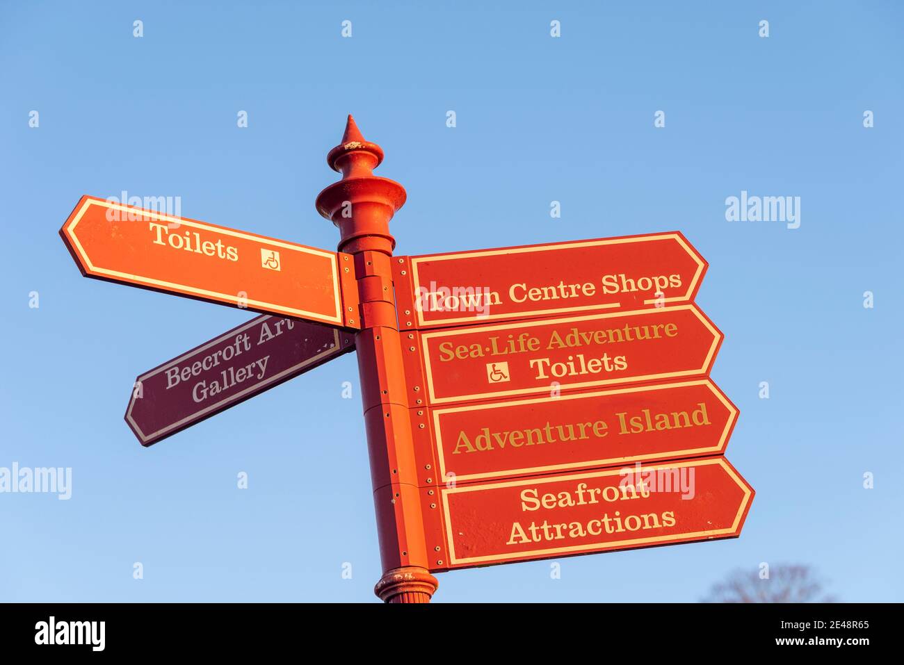 Southend on Sea, Essex, with local attractions sign. Blue sky. Signpost ...