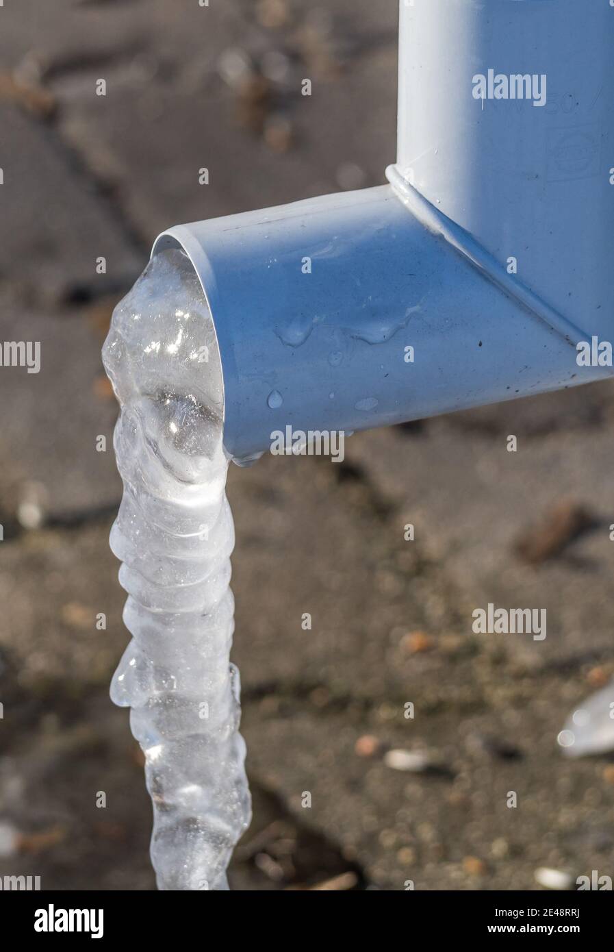 Blocked rainwater gutter hi-res stock photography and images - Alamy