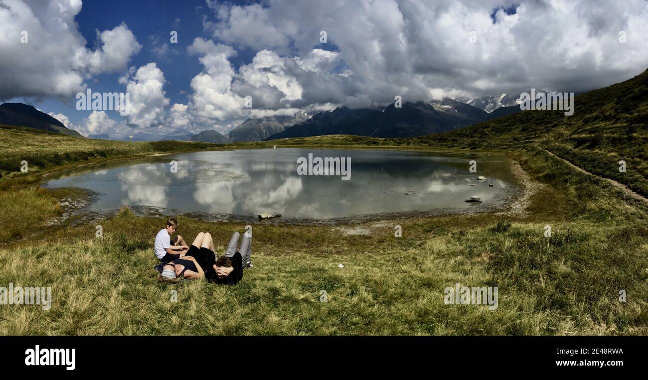 Les contamines france family hi-res stock photography and images - Alamy