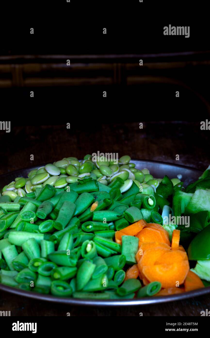 Vegetable cut hi-res stock photography and images - Alamy