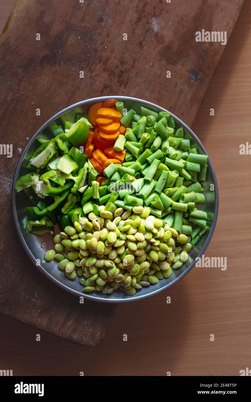 Vegetable cut hi-res stock photography and images - Alamy