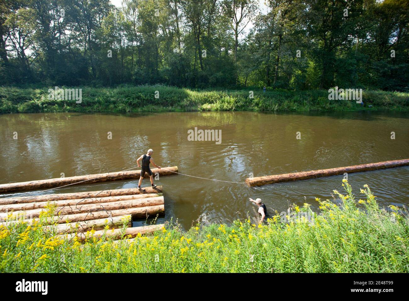 Log raft hi-res stock photography and images - Alamy