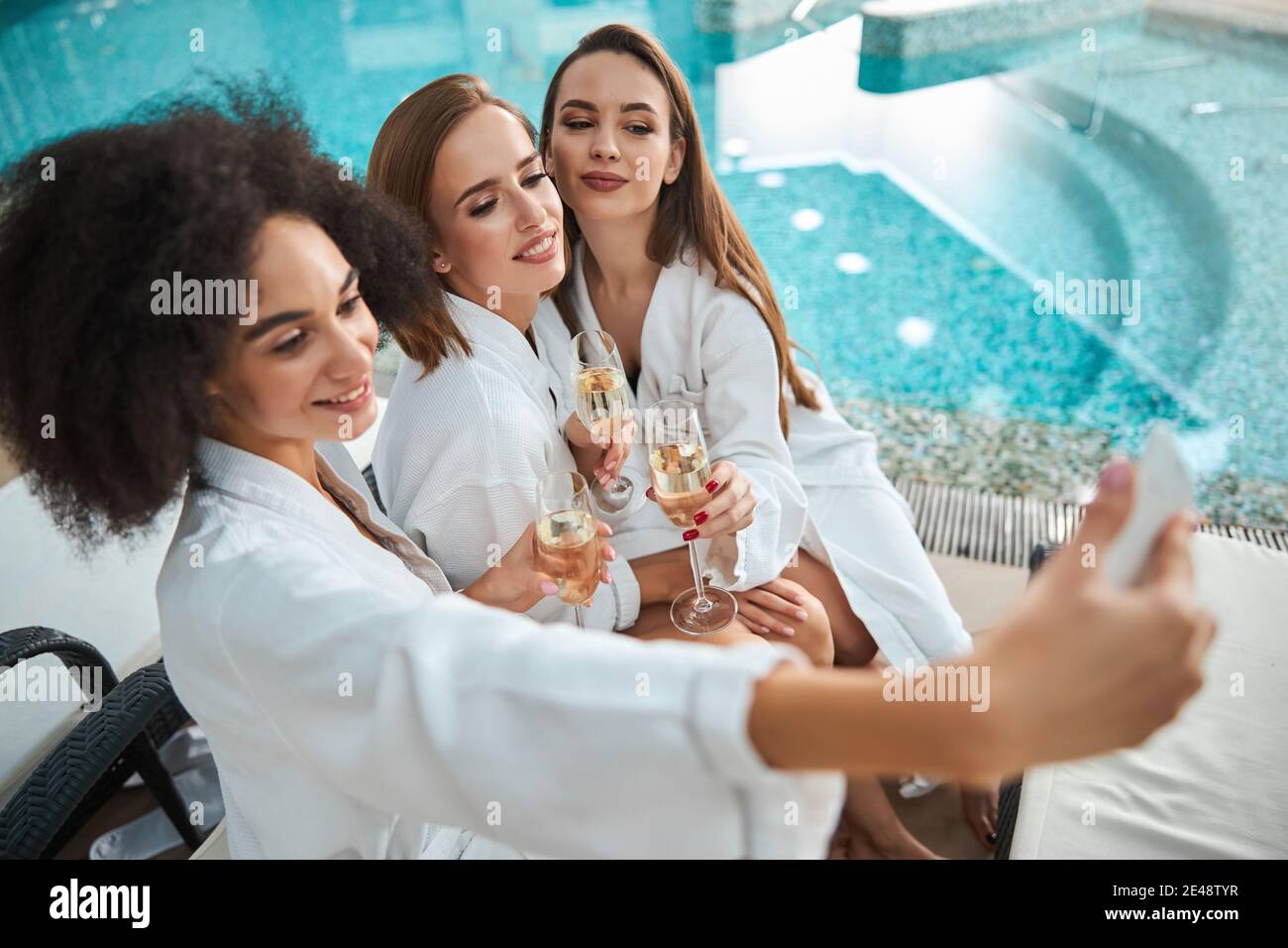 Selfie at pool party hi-res stock photography and images - Alamy