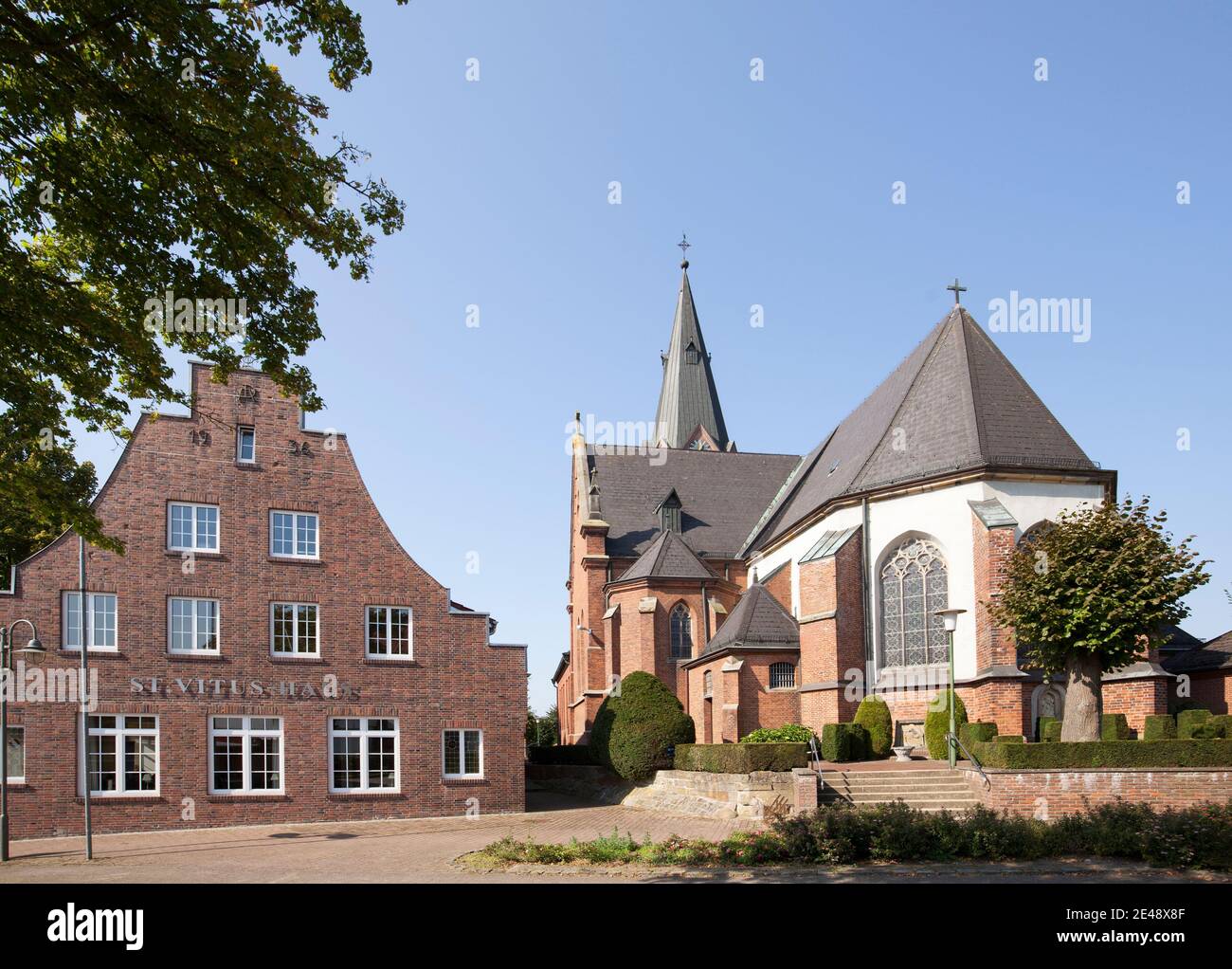 Lathen hi-res stock photography and images - Alamy