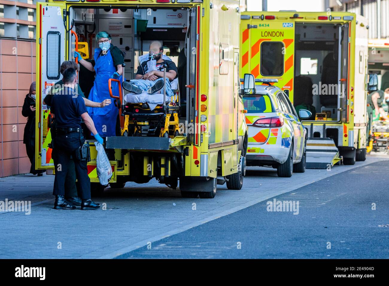 London, UK. 22nd Jan, 2021. Ambulances arrive at the Accident and ...
