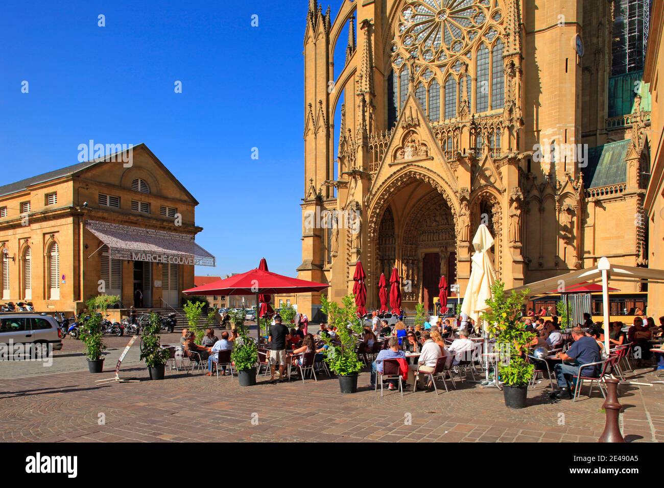 Metz cathedral in metz hi-res stock photography and images - Alamy