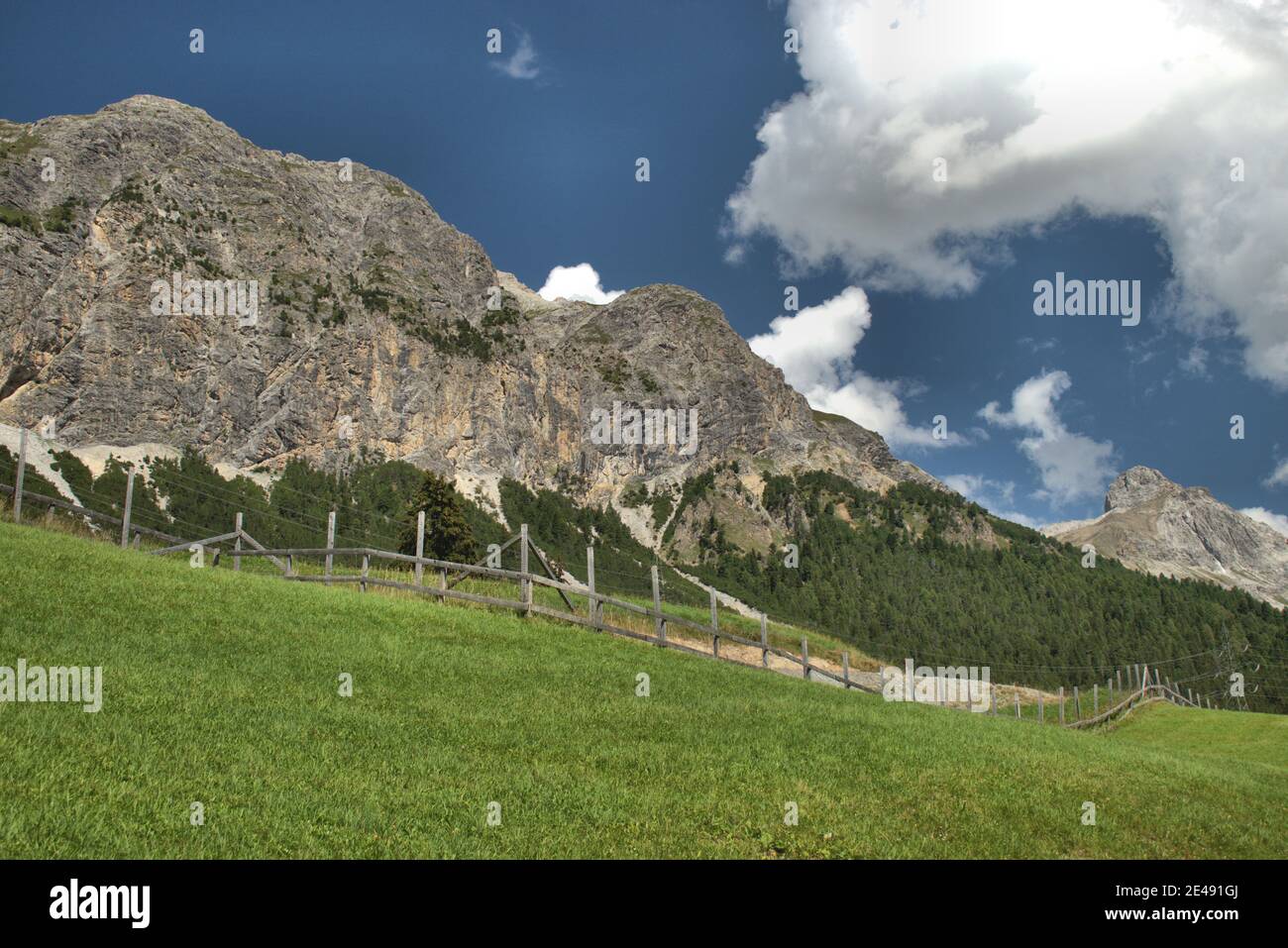 Incredible and unique mountain panorama at the Albulapass in ...
