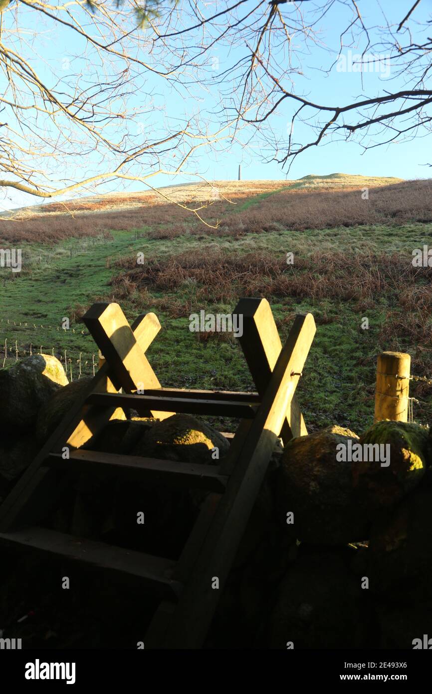 Straiton monument hi-res stock photography and images - Alamy